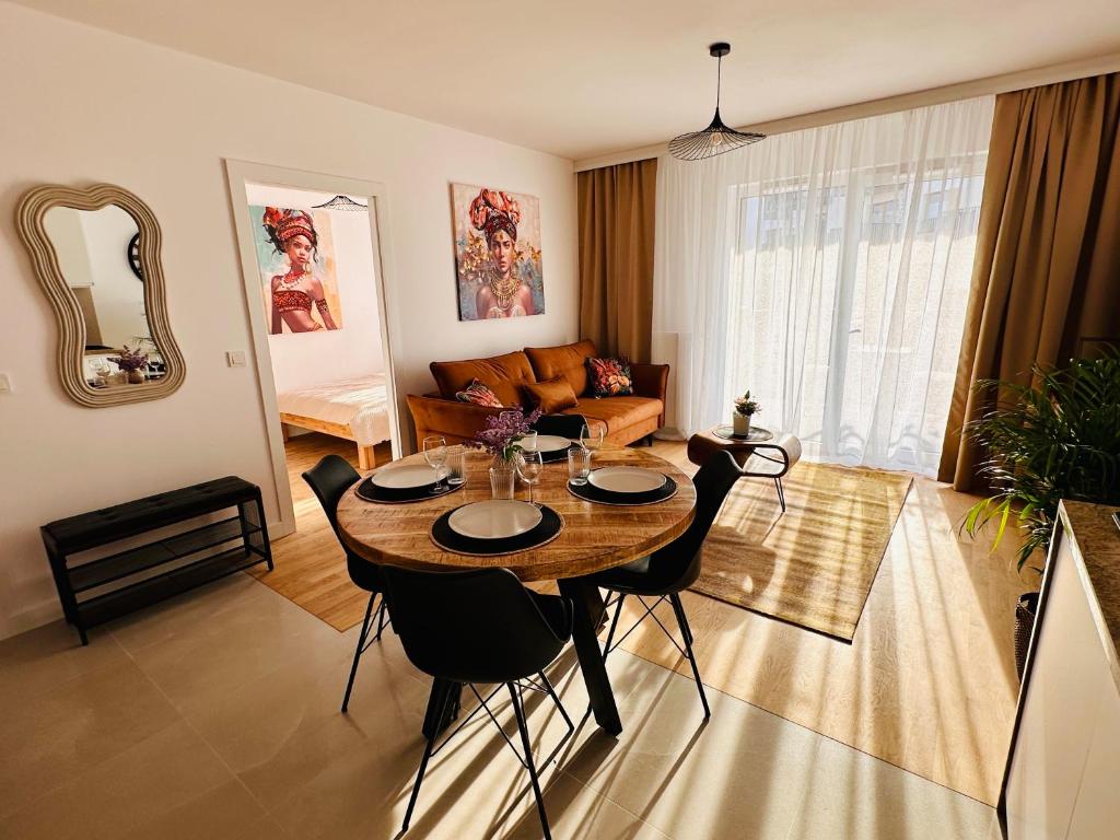 Millennium Talarowa Mango, Warsaw (updated prices 2025)