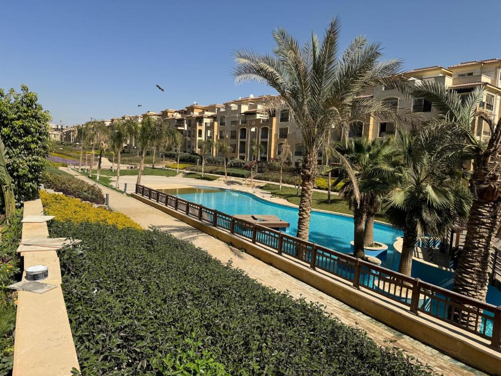 3 master bedrooms on pool, El Cairo (precios actualizados 2025)