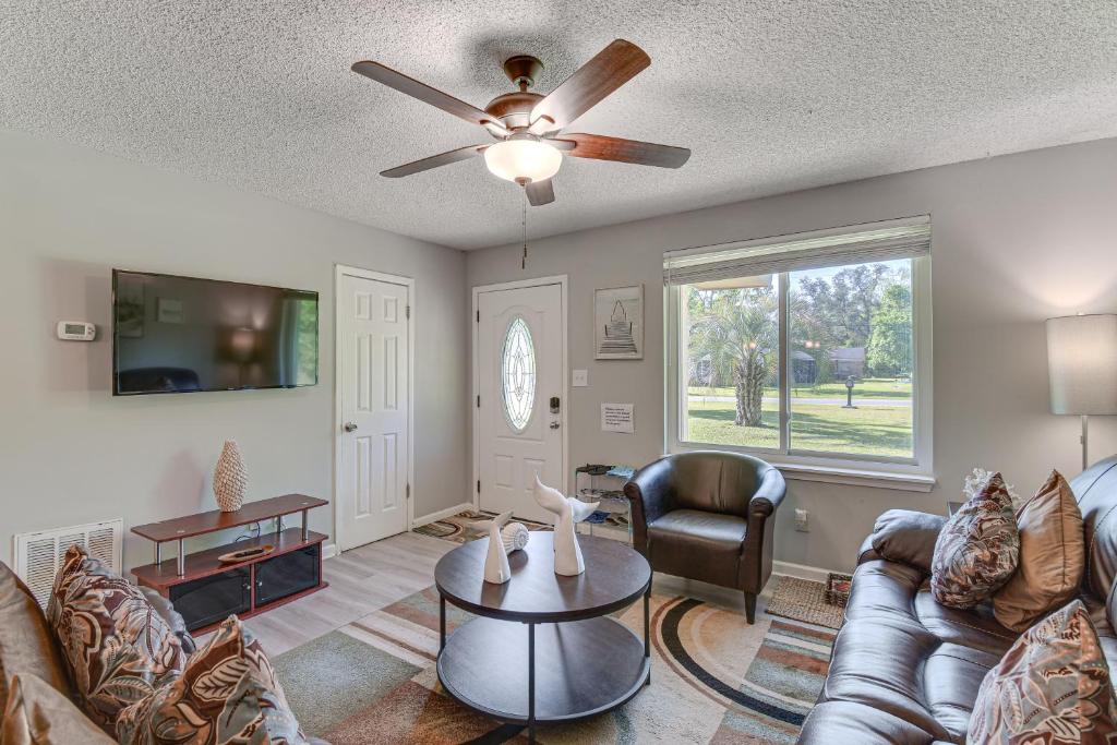 11 Mi to Beaches Peaceful Foley Home with Yard, Foley (updated prices 2025)