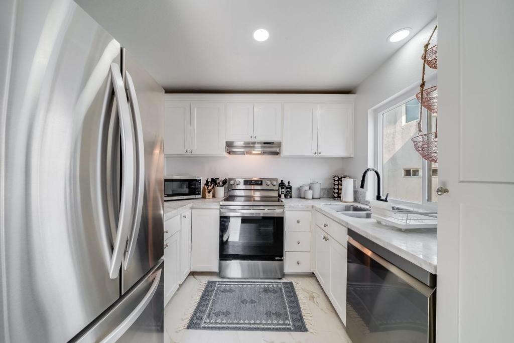 Boho Beach Bungalow Walk to the Beach, San Diego (updated prices 2026)