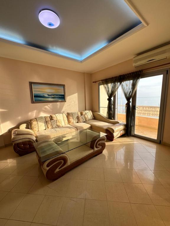 Beach View Apartment, Golem (updated prices 2026)