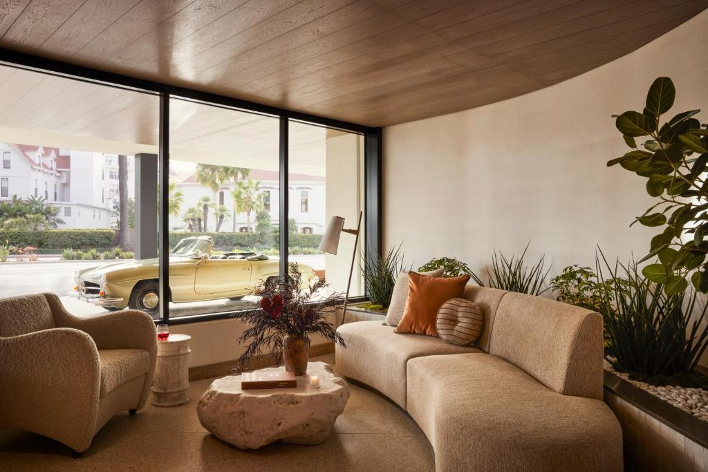 The Bower Coronado, San Diego (updated prices 2025)