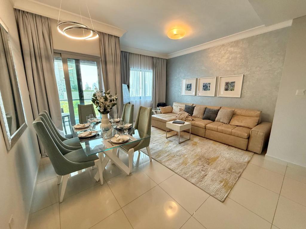 Damac Maison Mall Street, 2Min to Dubai mall, Downtown Dubai, Dubai ...