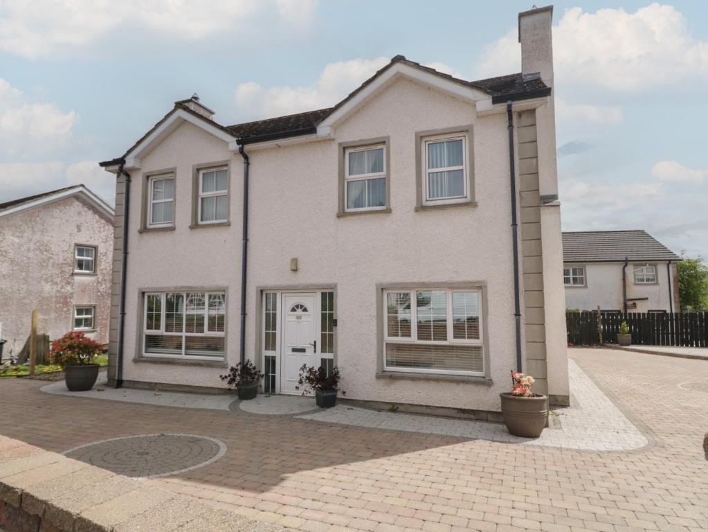 Donagh Cross Town House, Carndonagh (precios actualizados 2025)