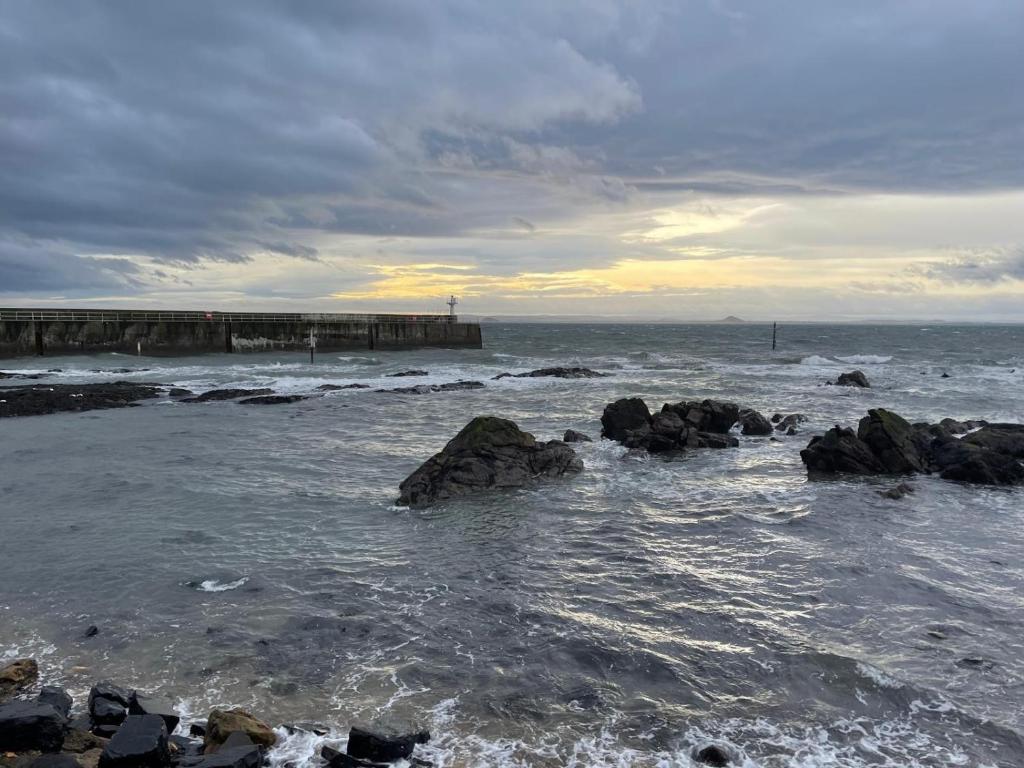 Forth, Pittenweem (updated prices 2026)