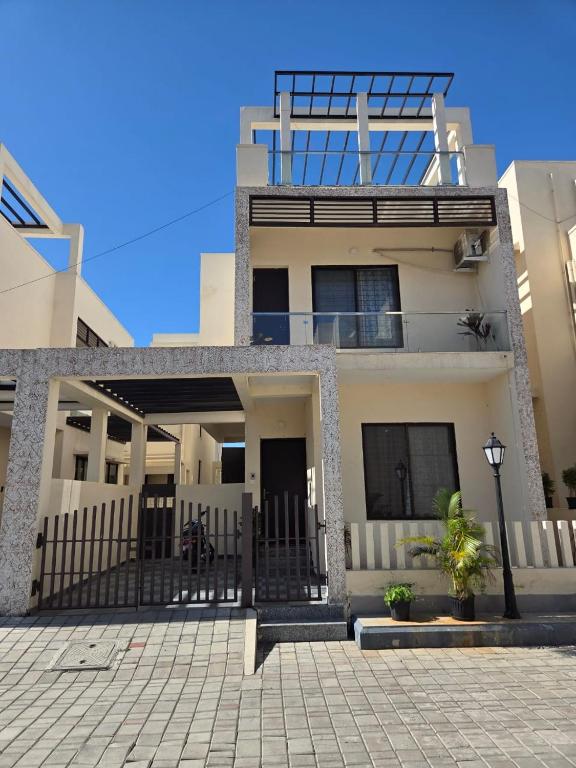 Grand Mahabs, Mahabalipuram (updated prices 2025)