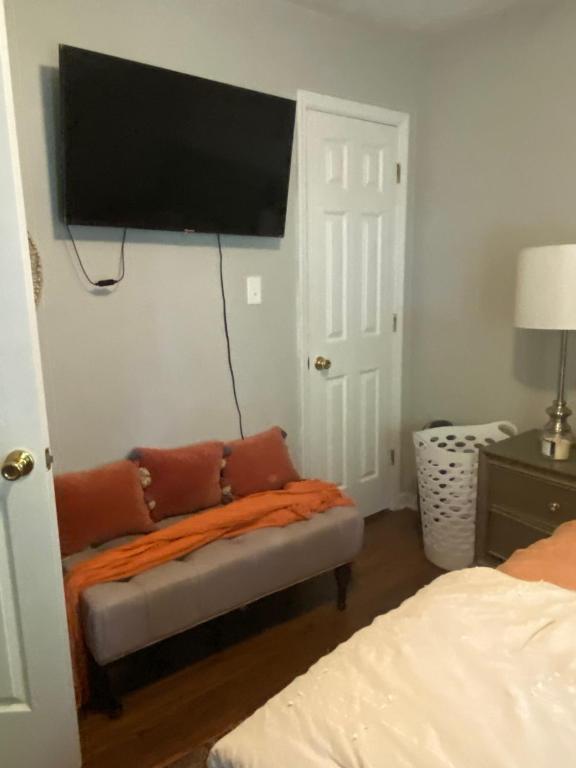 Mary Lee home from home, Fayetteville (updated prices 2025)