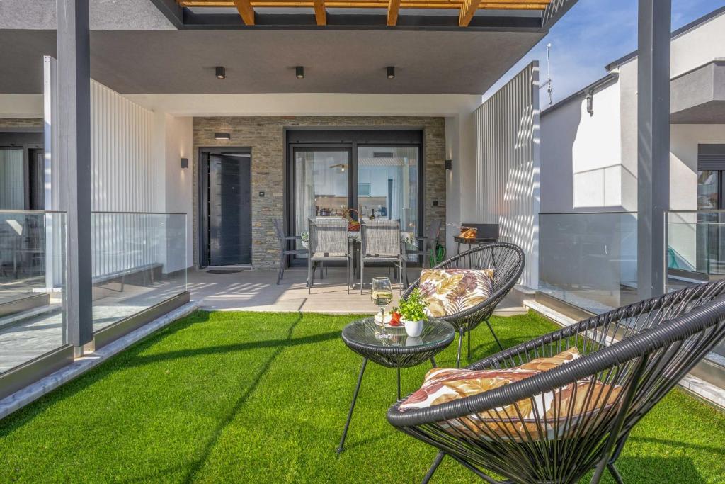 Bohemia Villas Nea Iraklitsa, Nea Iraklitsa (precios actualizados 2025)