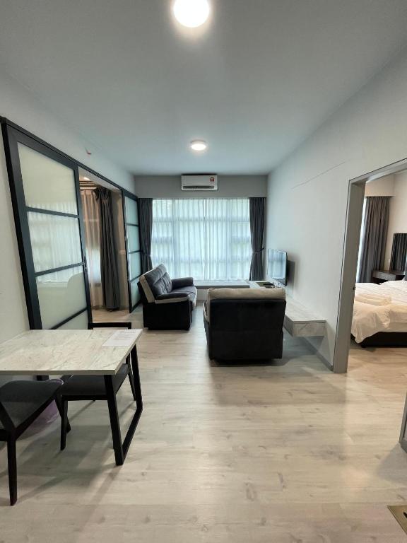 JQ Premier Suites T2 L11, Kota Kinabalu (updated prices 2026)