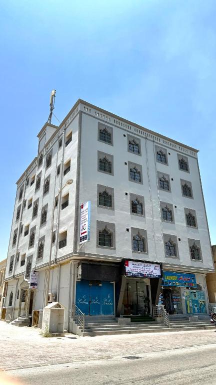 Middle East Building, Salalah (updated prices 2026)