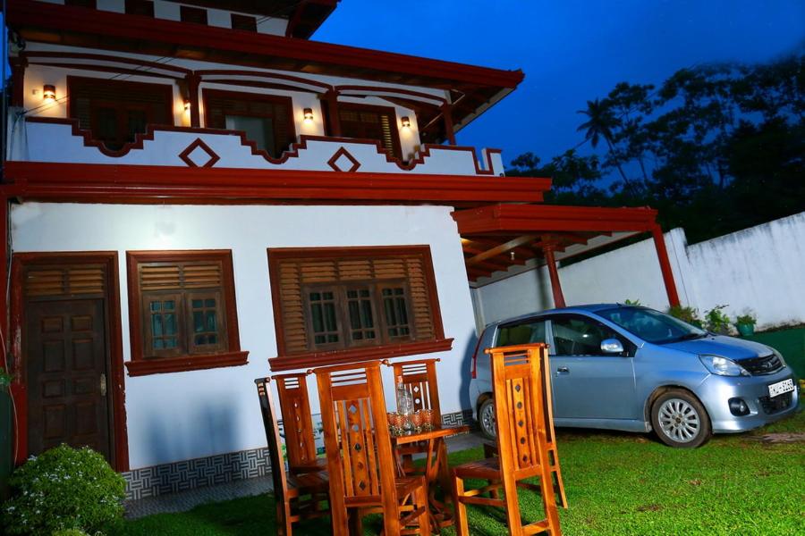 Sajee Villa, Hikkaduwa (updated prices 2026)