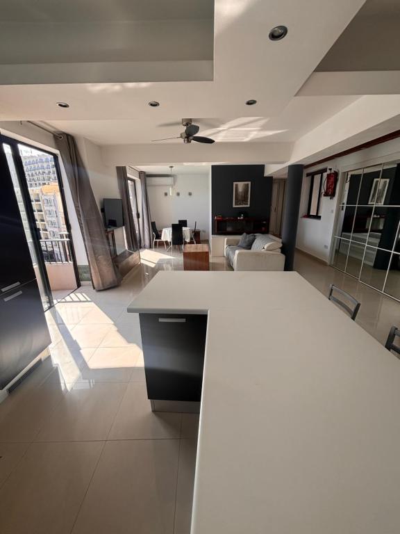 Sea View Flat, Sliema (updated prices 2025)