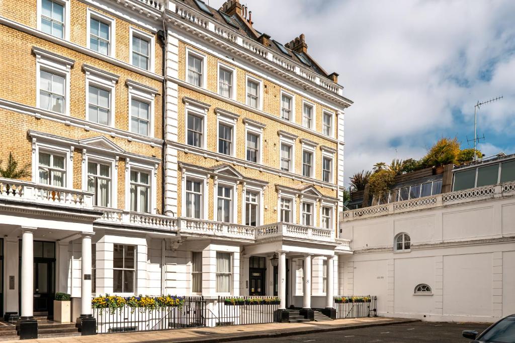 Manson Place, London (updated prices 2026)