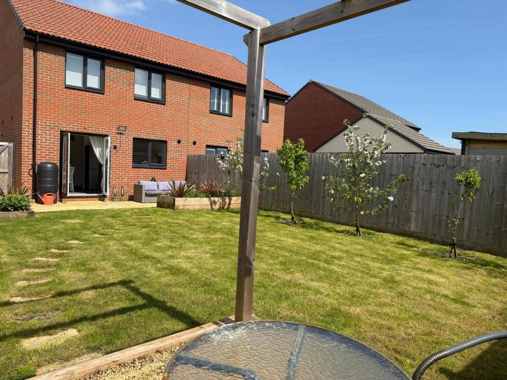 Strikingly Stylish Exeter Retreat - Modern 3-Bed, Exeter (updated ...