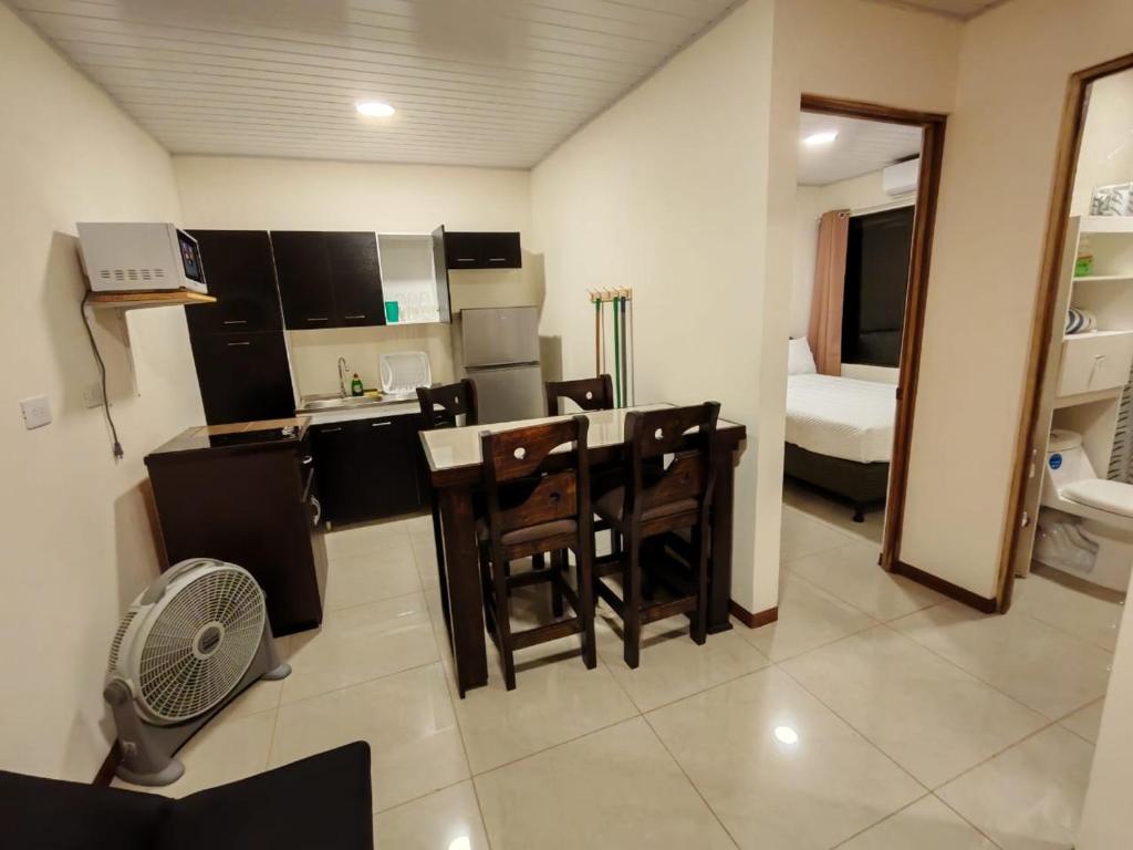 Bandera Beach Cabins, Parrita (updated prices 2025)