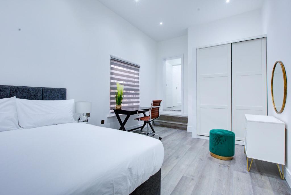 Hybrid Resi - London, Wandsworth close to Clapham, London (updated ...