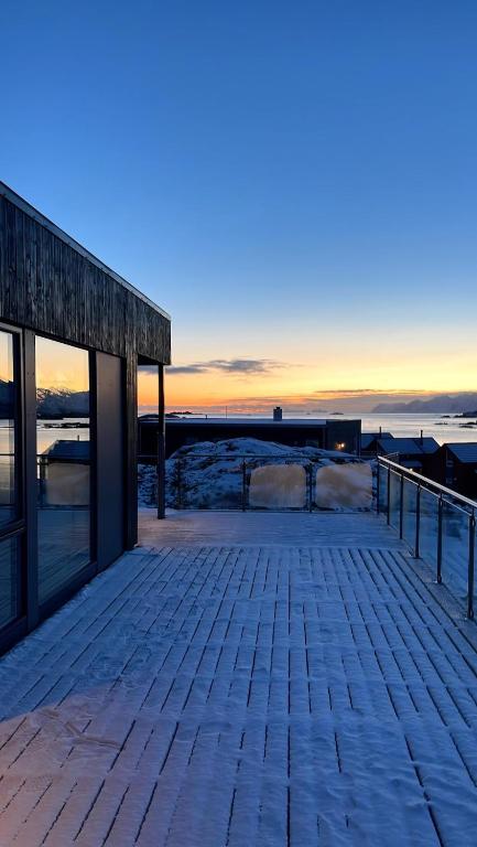 Modern Cottage with amazing view, Ballstad (updated prices 2026)