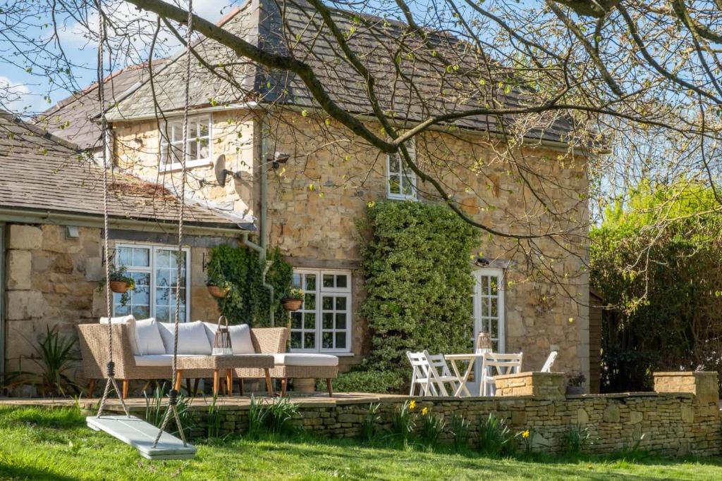 Milk Jug Cottage, Weston Subedge (updated prices 2026)