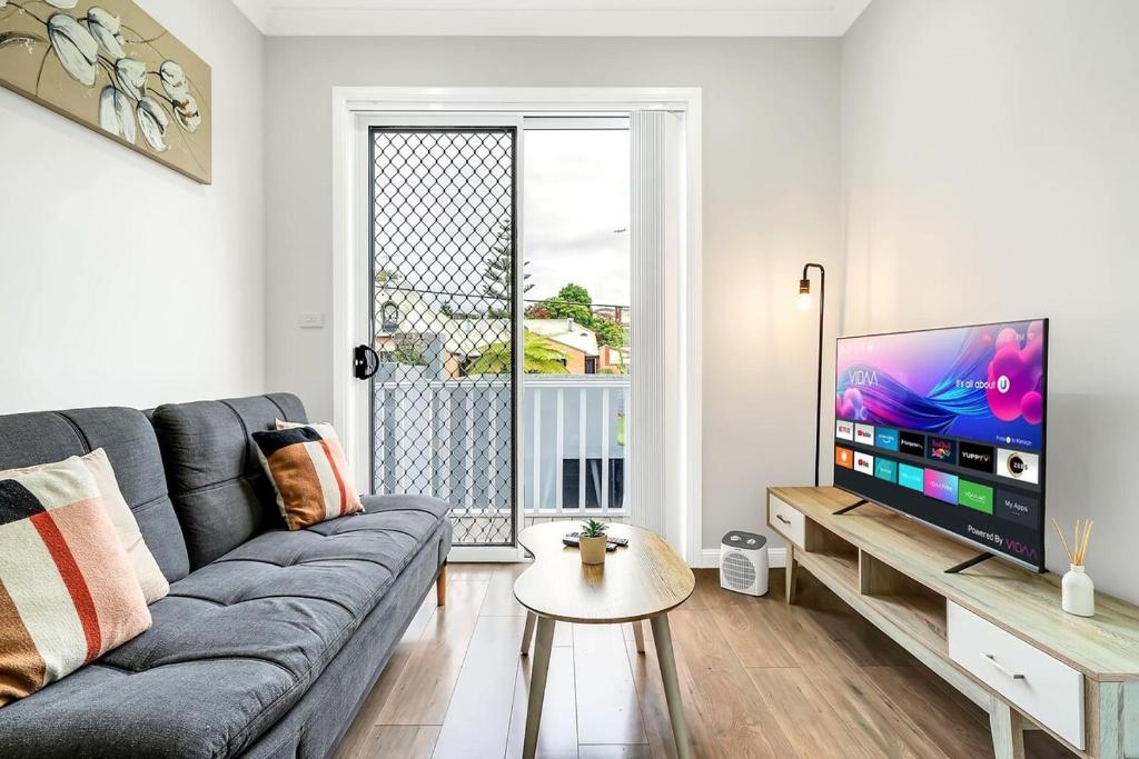 4G8 Abnb-Style 3BR Darling Harbour Terrace, Parkside & Garage, Sydney ...
