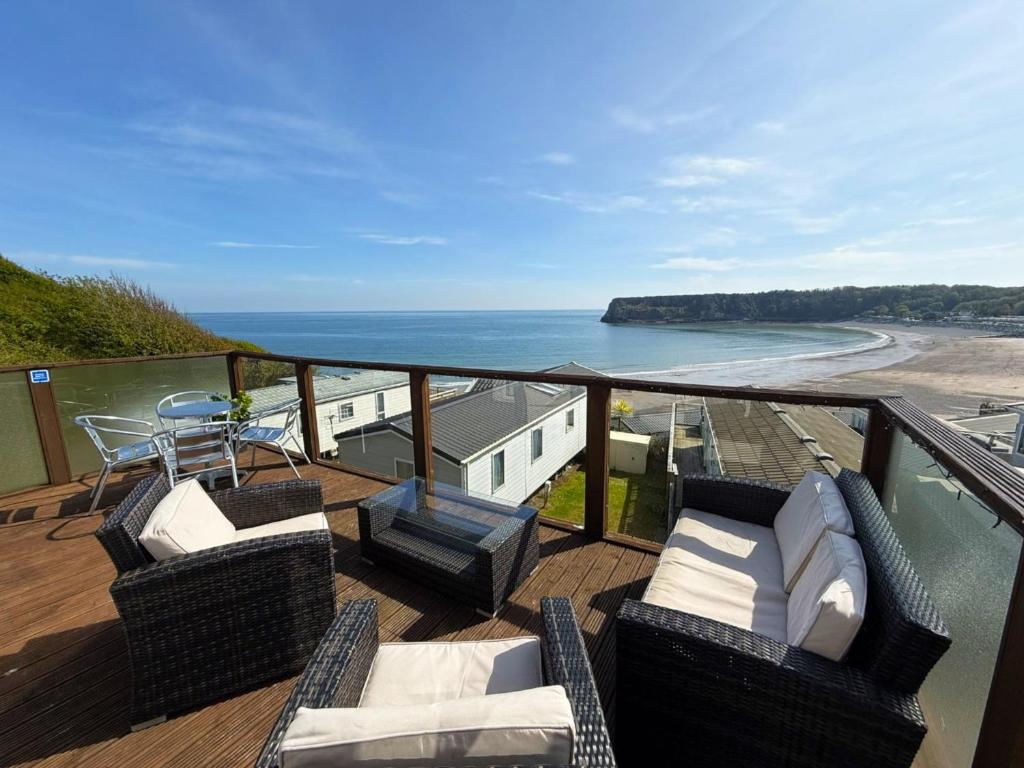 Lydstep Beach Village - 436 Terraces, Lydstep (updated prices 2025)