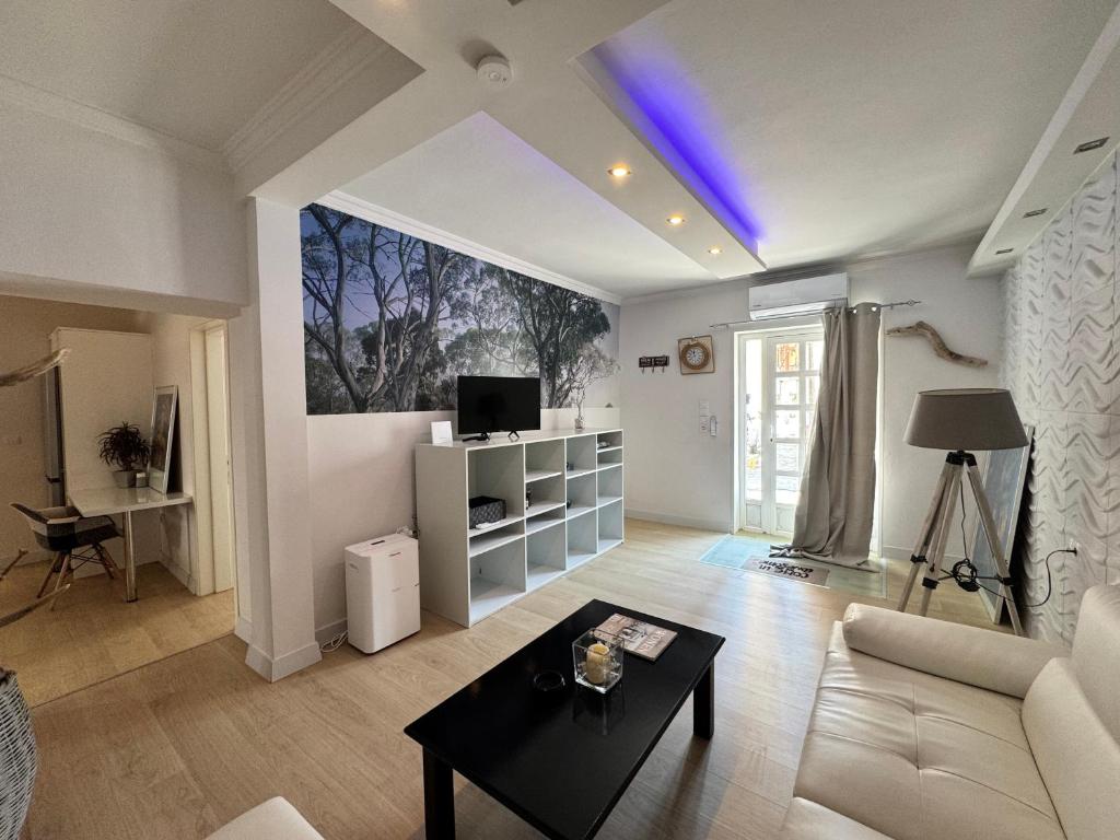 Delfi Home, Samos (updated prices 2026)