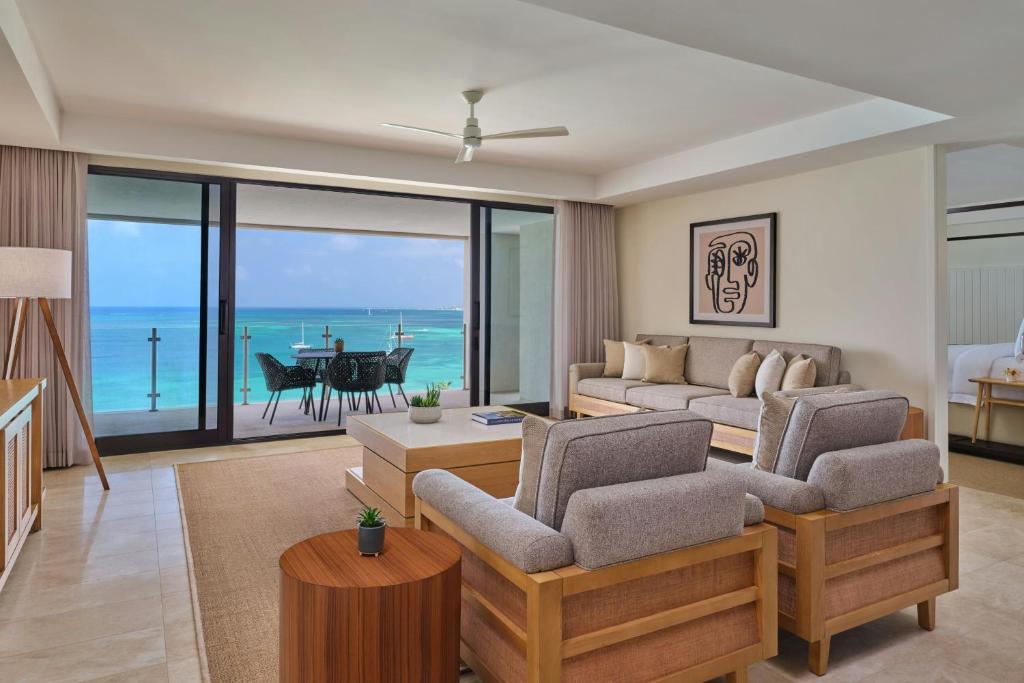 The St. Regis Aruba Resort, Eagle Beach (updated prices 2025)