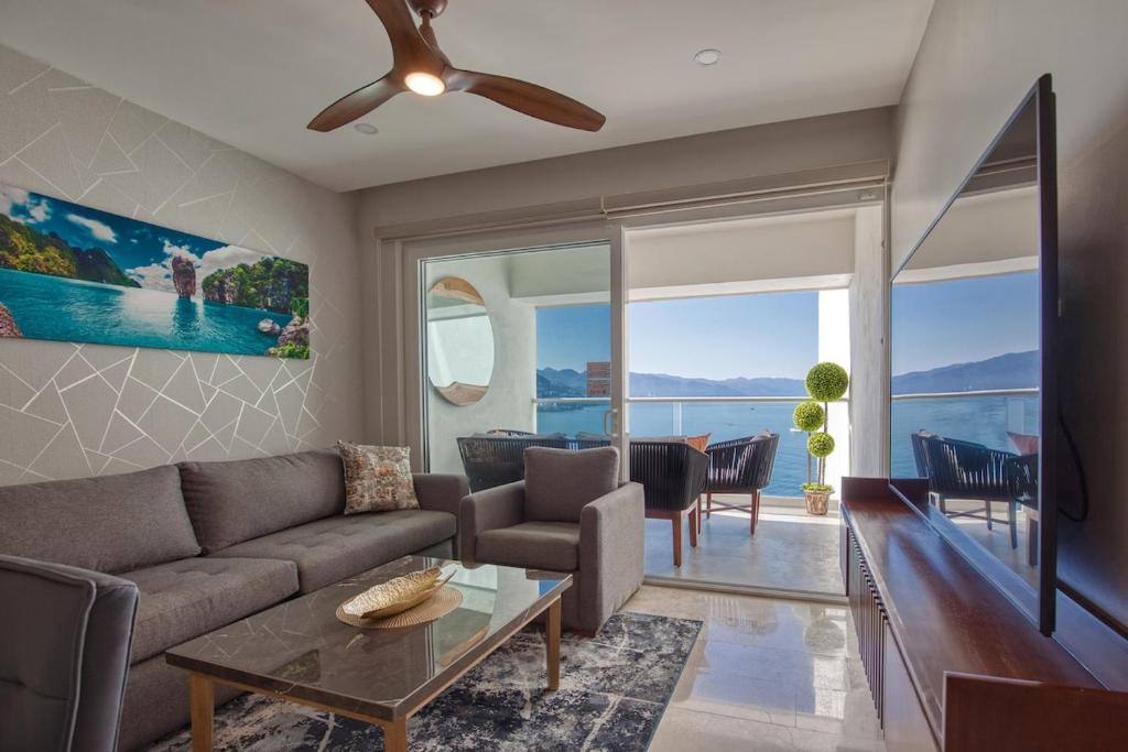 Harbor 171 Beach Front High Rise, Puerto Vallarta (updated prices 2025)