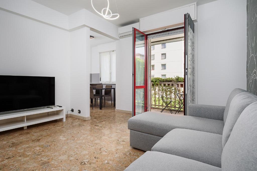 NEW - M1 S Leonardo 60m - San Siro - 6 guests, Milan (updated prices 2025)