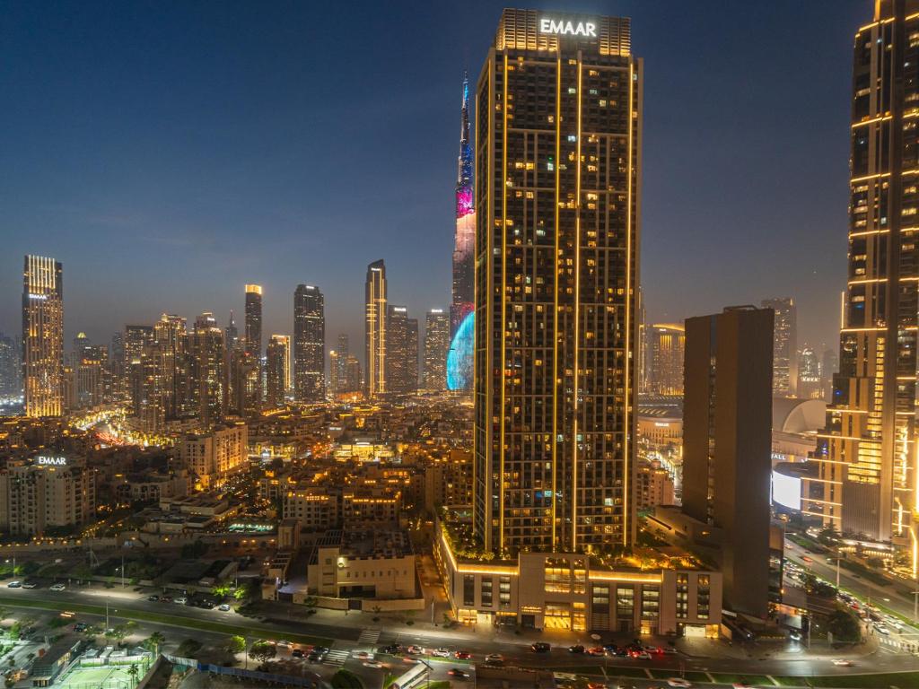 Burj Views 3 min from Dubai Mall Luxury DownTown Residence, Dubai ...