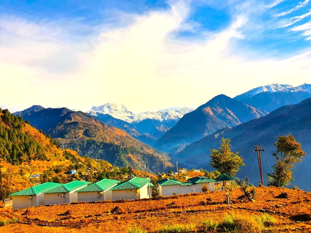 Chardham Luxury Cottage And Resort, Phata (aktualisierte Preise für 2025)