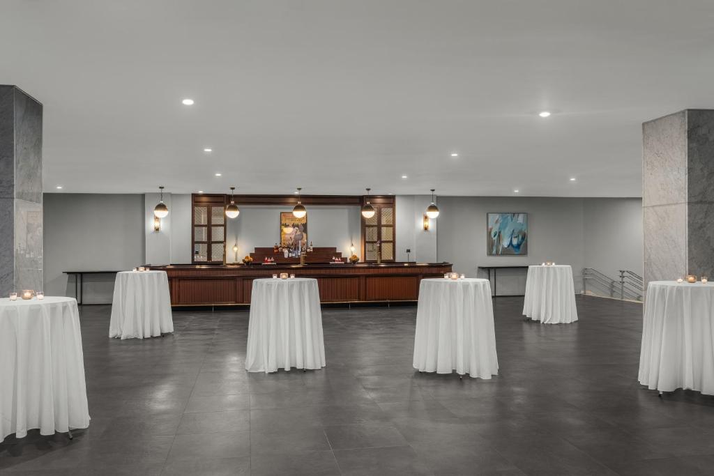 The Jung Hotel and Residences, New Orleans (updated prices 2025)