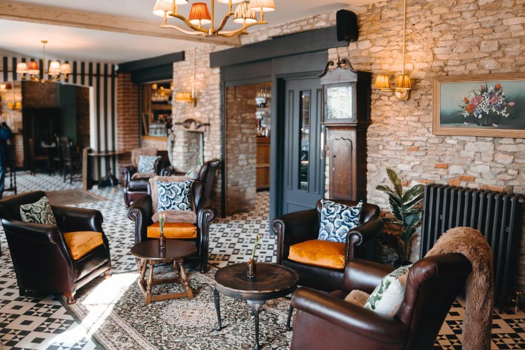 The Market Tavern, Bampton (updated prices 2025)