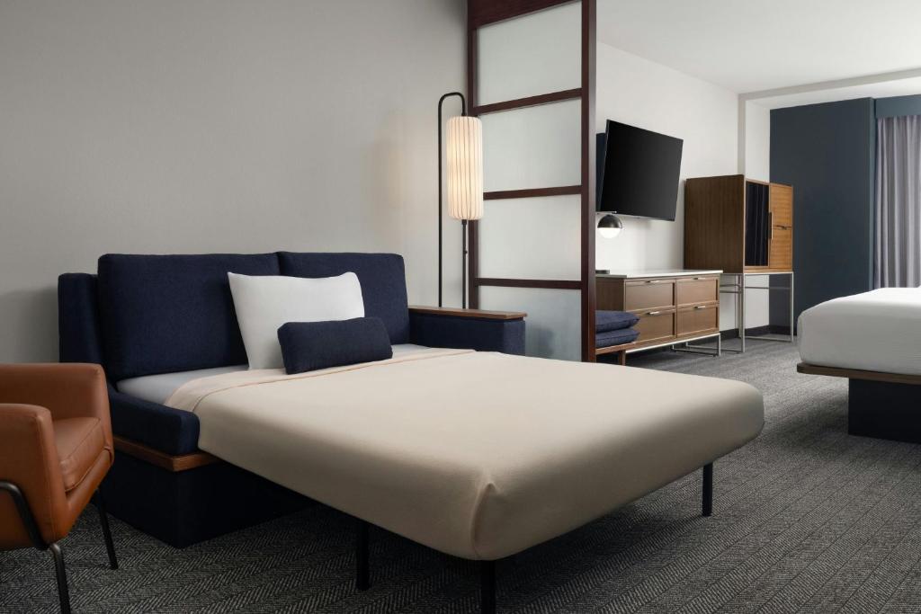 Courtyard by Marriott Dallas DFW Airport North/Grapevine, Grapevine ...