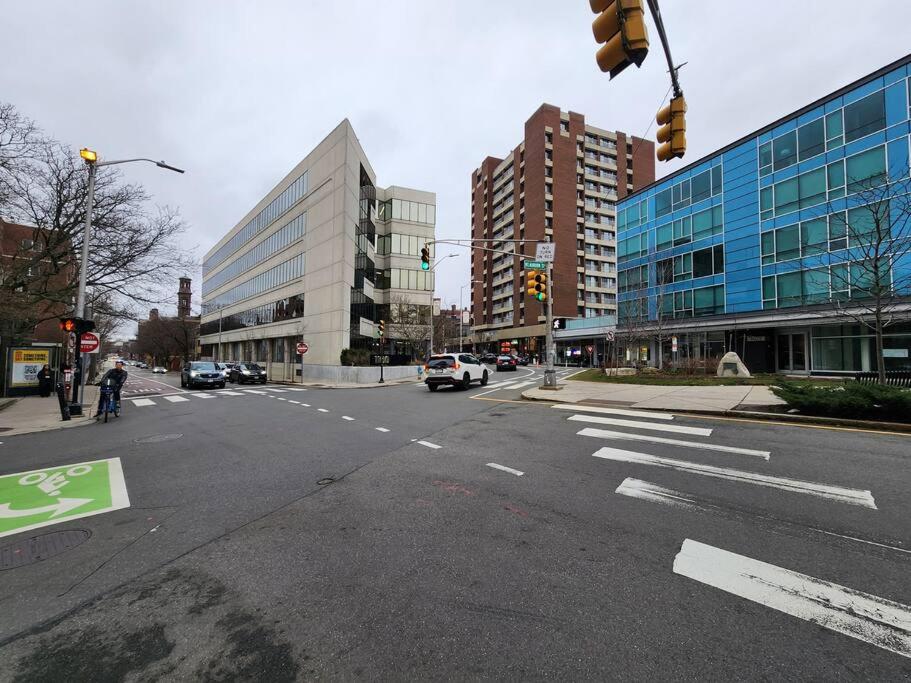 Harvard Sq whole Unit 5min to campus w parking, Cambridge (updated ...