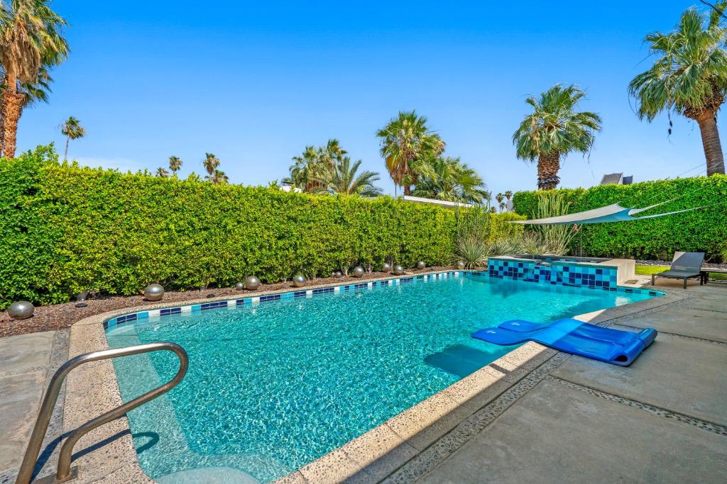 Alexander Escape - Historic Alexander Home, Palm Springs (updated ...
