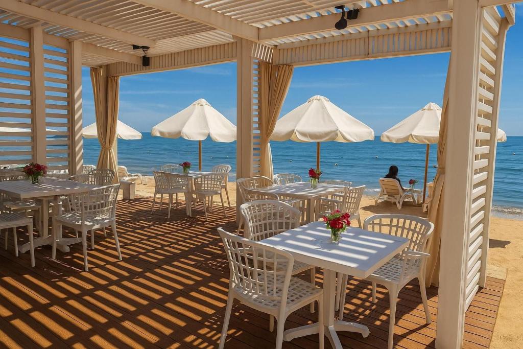 Porto Said Tourist Resort Luxury Hotel Apartment no3, El-Manâkh ...