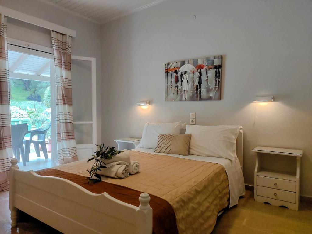 Amalia Apartment, Perítheia (updated prices 2025)