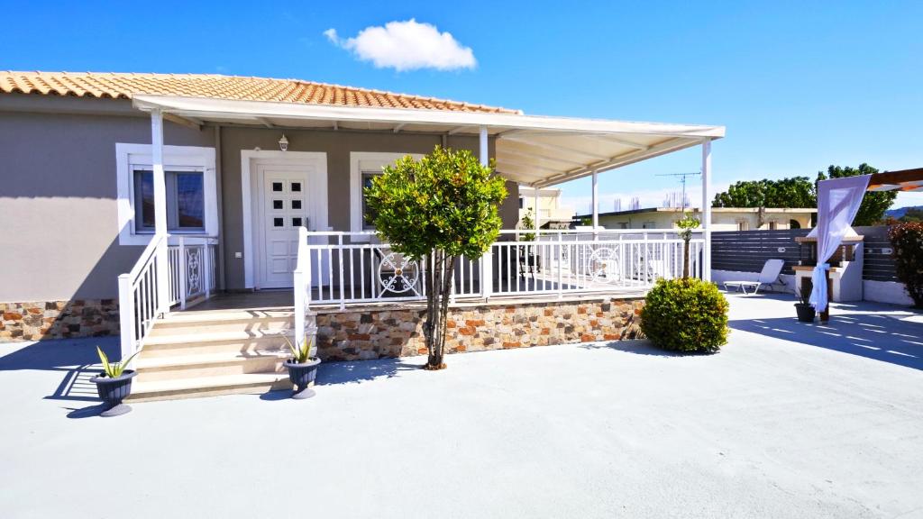 Ilios Villa, Laganas (updated prices 2025)