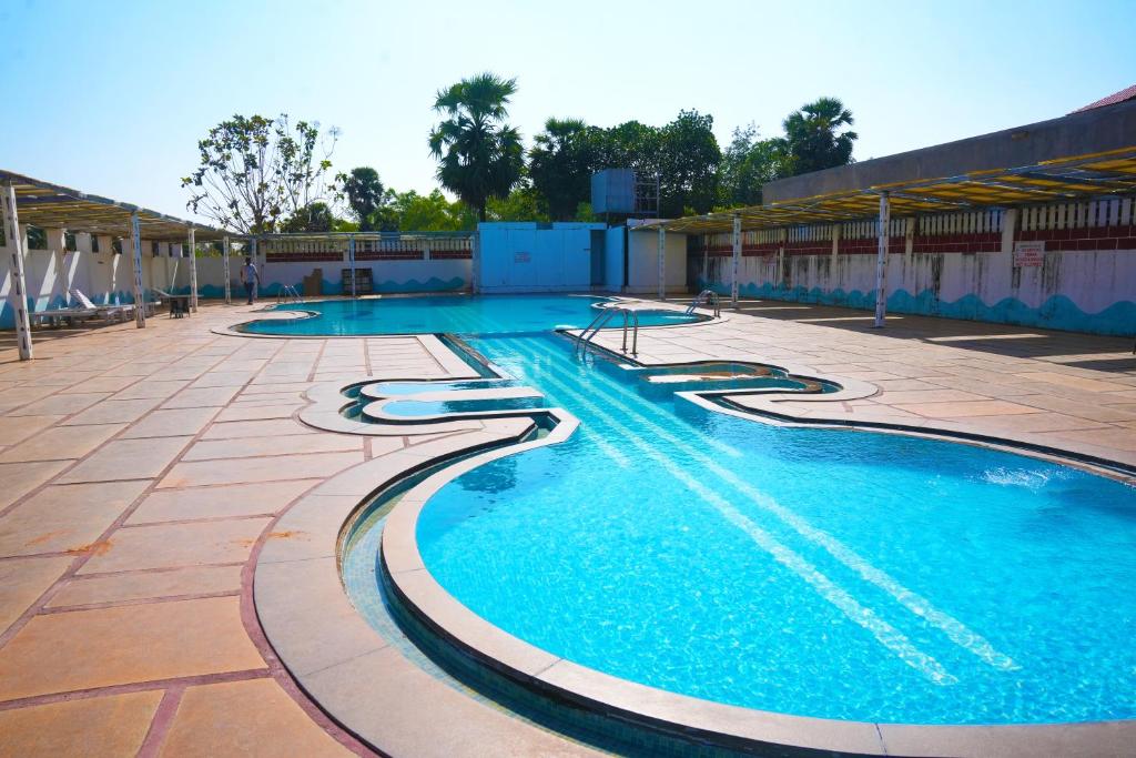 AVM Paalm Meadows Resort, Jāmb (updated prices 2026)