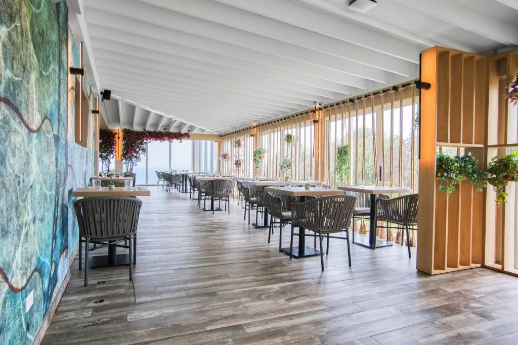 St George's Club, Saint George (updated prices 2025)