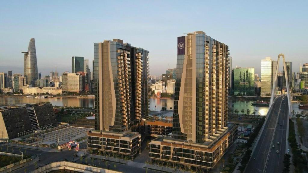 The Plus Metropole-Apartment Central Saigon Riverside, Ho-Chi-Minh ...