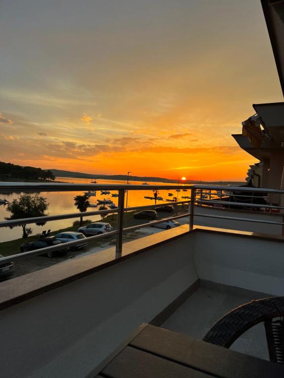 Medulin - Romeo - Wohnung direkt am Meer, Medulin (aktualisierte Preise ...