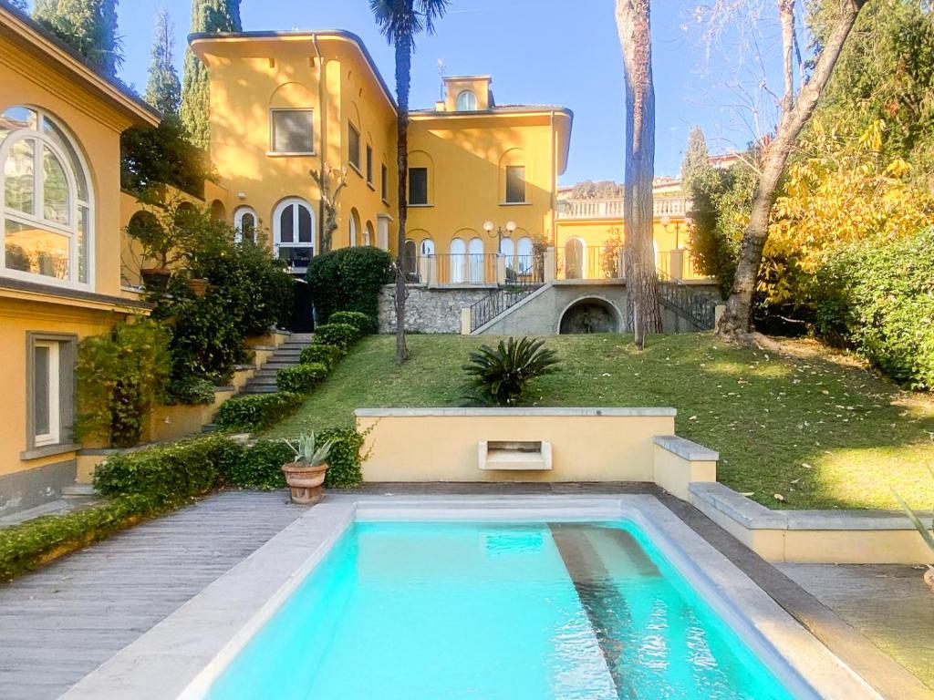 Villa anita, Gardone Riviera (updated prices 2026)