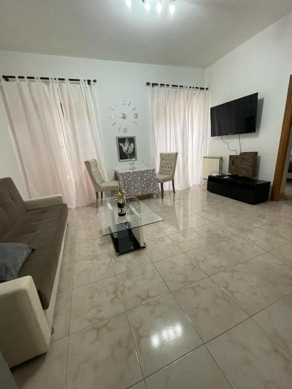 Rory House, Pontecorvo (updated prices 2026)