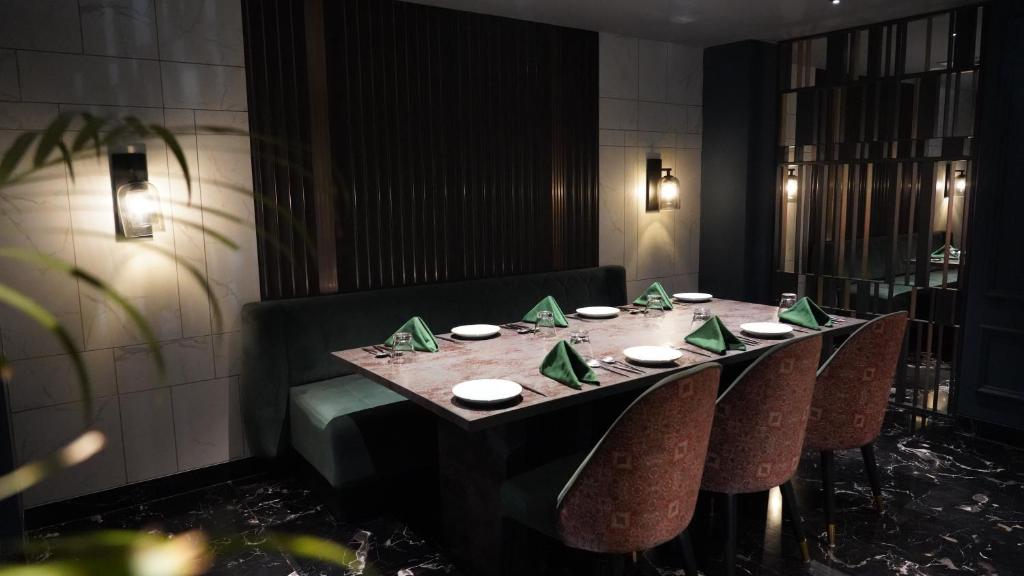 Seasons Rajkot, Rajkot (updated prices 2025)