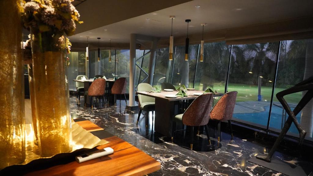 Seasons Rajkot, Rajkot (updated prices 2025)