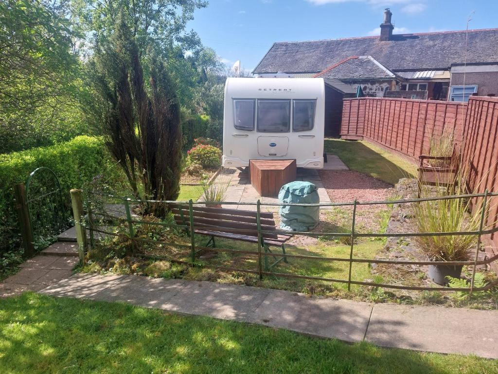 Railway cottage caravan, Oban (updated prices 2026)