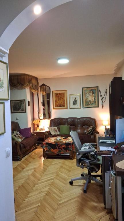 Rimski Trg, Podgorica (aktualisierte Preise für 2025)