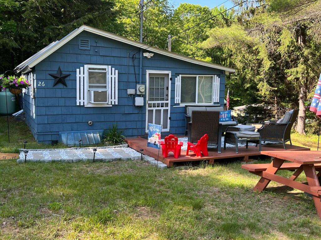 Cozy cottage 2 miles to Weirs beach, Meredith (precios actualizados 2025)
