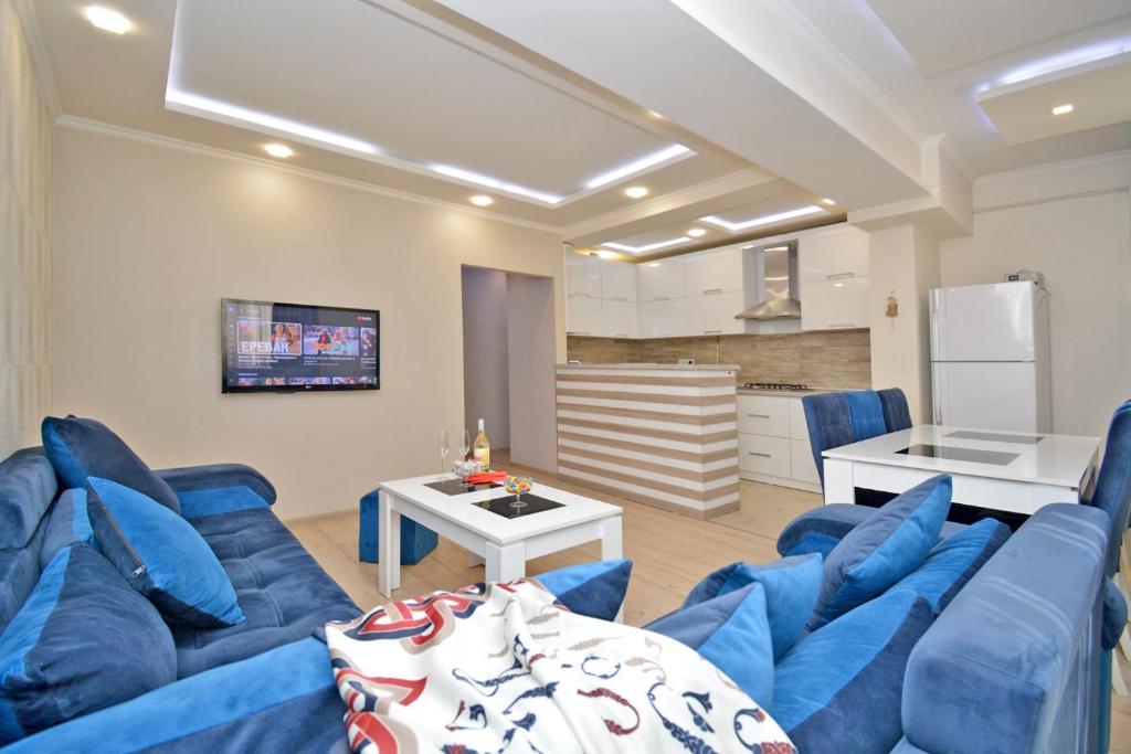 Griboedov 11, Yerevan (updated prices 2026)